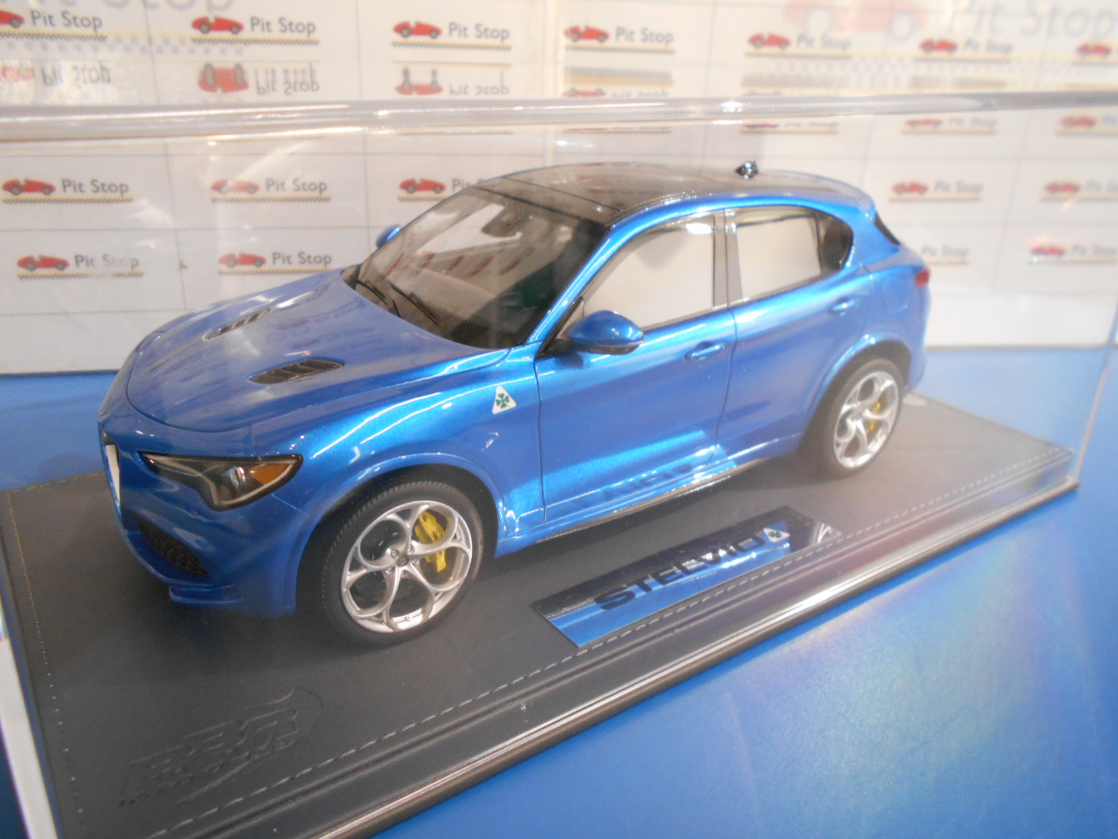 BBR Alfa Romeo stelvio quadrifoglio blu Misano 2016 1/18, ed. lim. 42/100