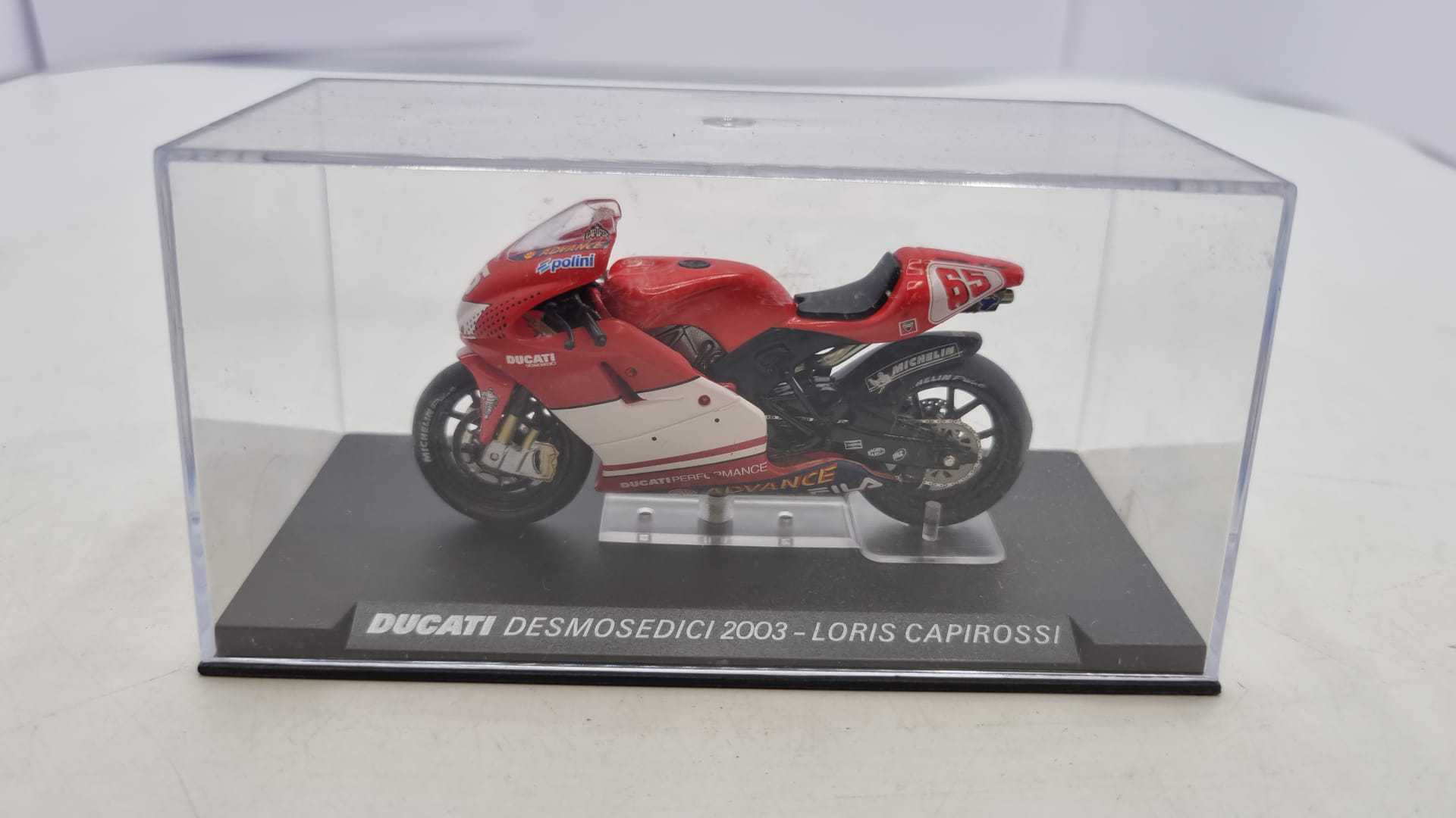 Ducati Desmosedici 2003 Loris Capirossi