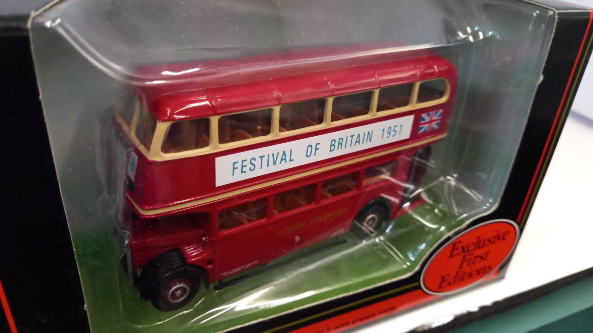 EFE autobus RML Routemaster London Transport 1/76