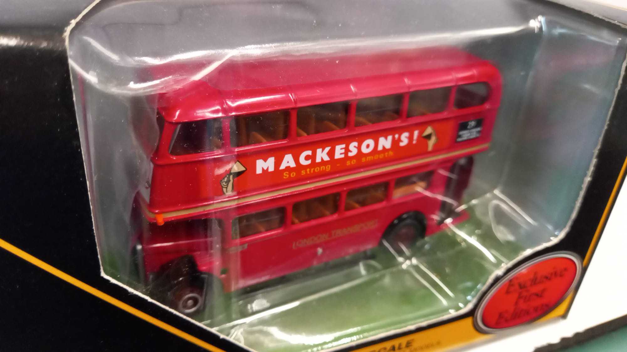 10101 Efe London autobus Duracell 1/76