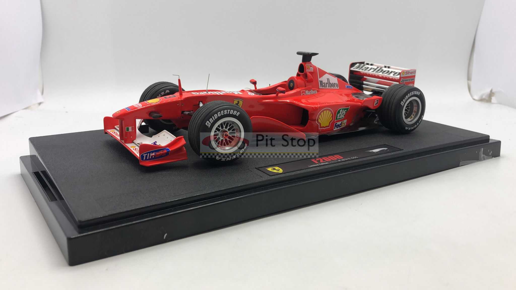 Hot Wheels Elite Ferrari F2000 M.Schumacher 2000 1/18 modificata con ...