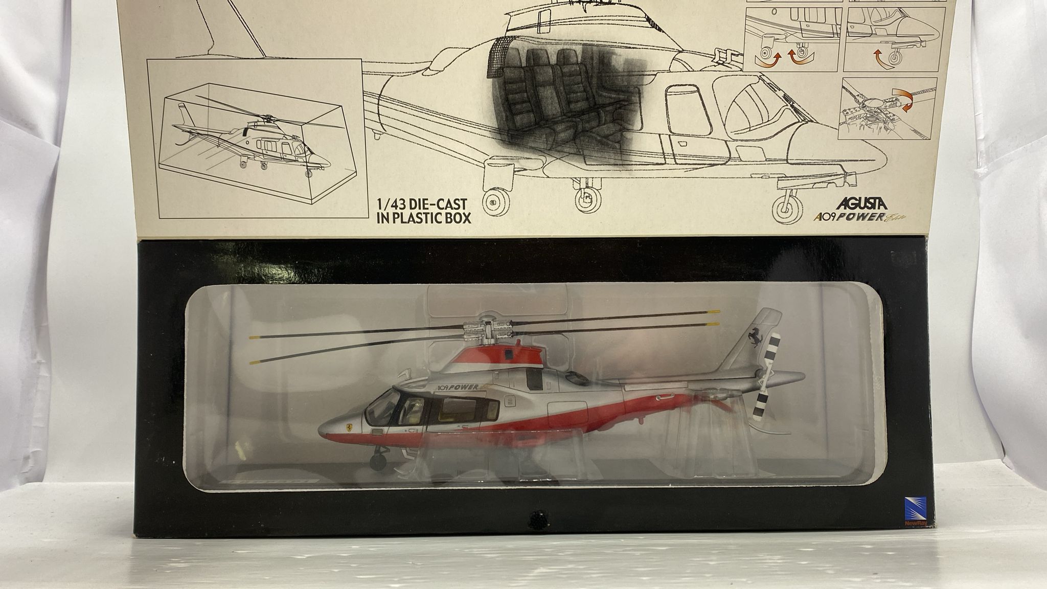 21135 NewRay Agusta A109 Power Elite Ferrari 1/43 elicottero