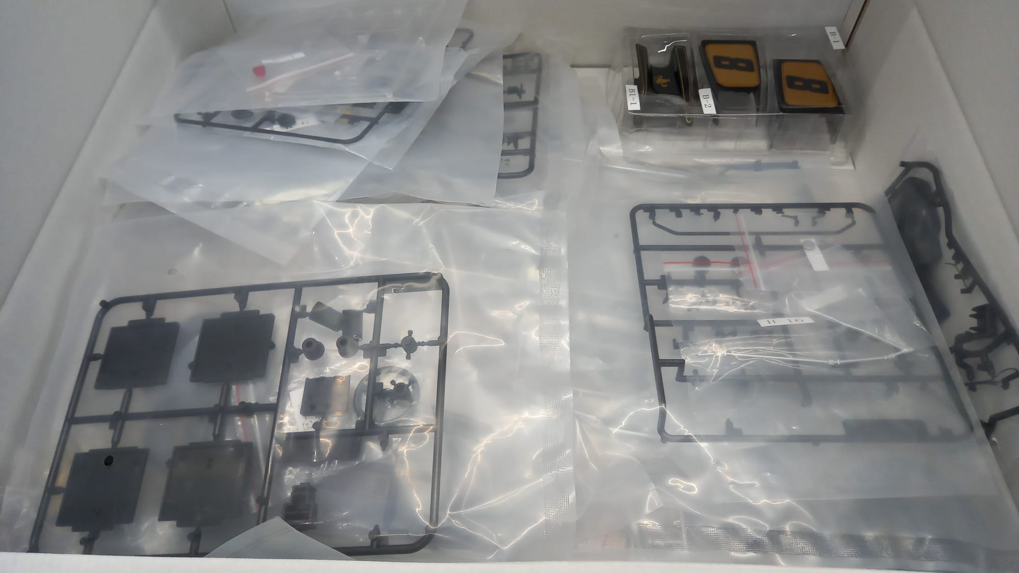 HK114 Pocher Lotus 72D E. Fittipaldi British GP 1972 1/8, kit composto ...