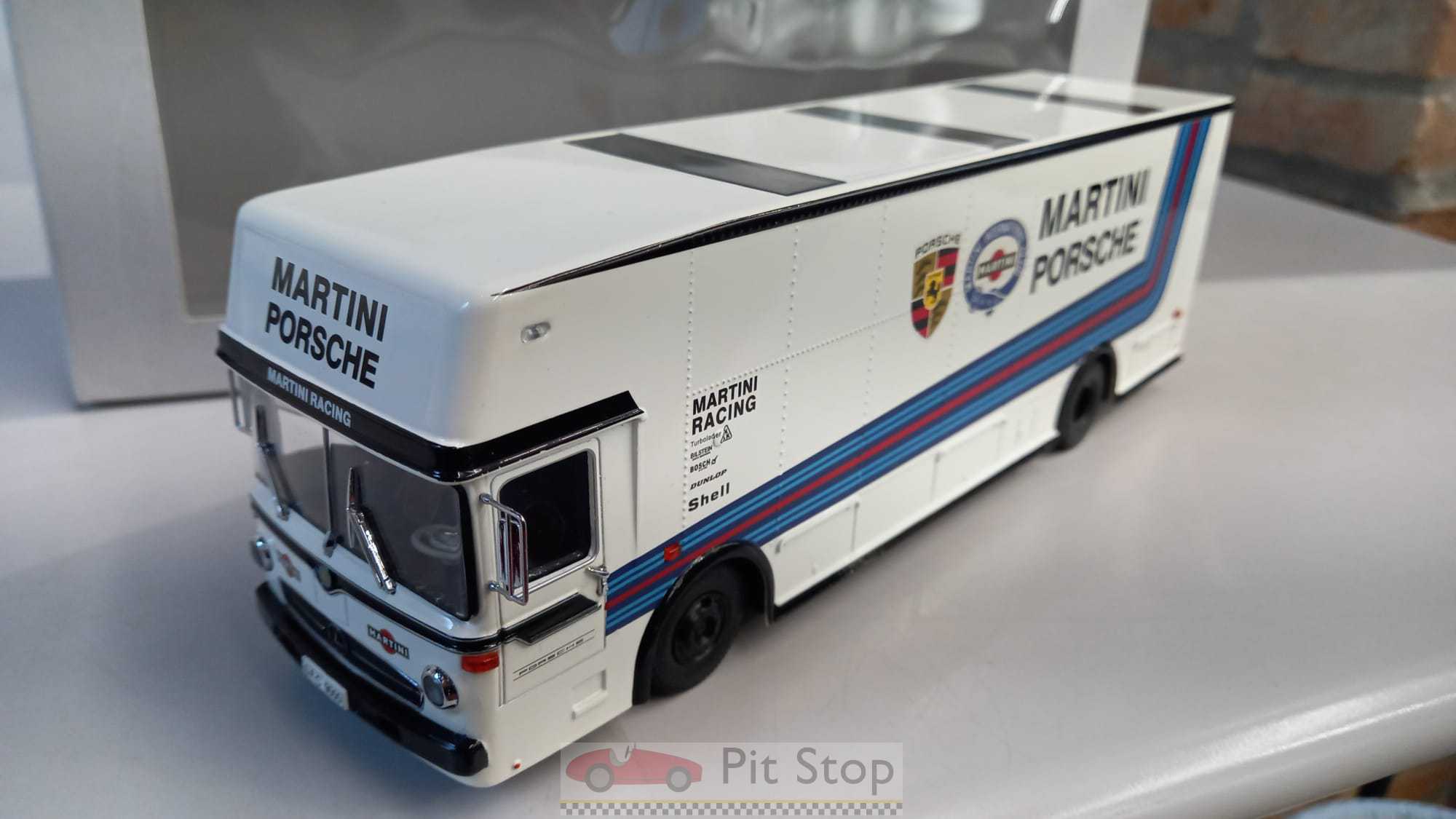 12202 Premium ClassiXXs Mercedes-Benz Renntransporter Martini-Porsche ...